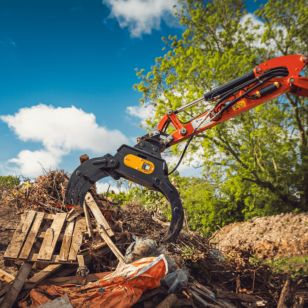 Hardlife - Excavator Grabs and Grapples – Hardlife UK